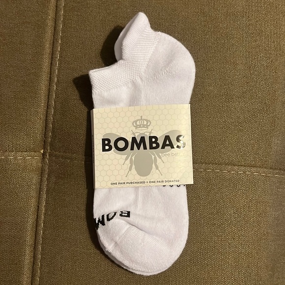 Bombas | Underwear & Socks | Bombas Ankle Socks White Multiple Sizes ...